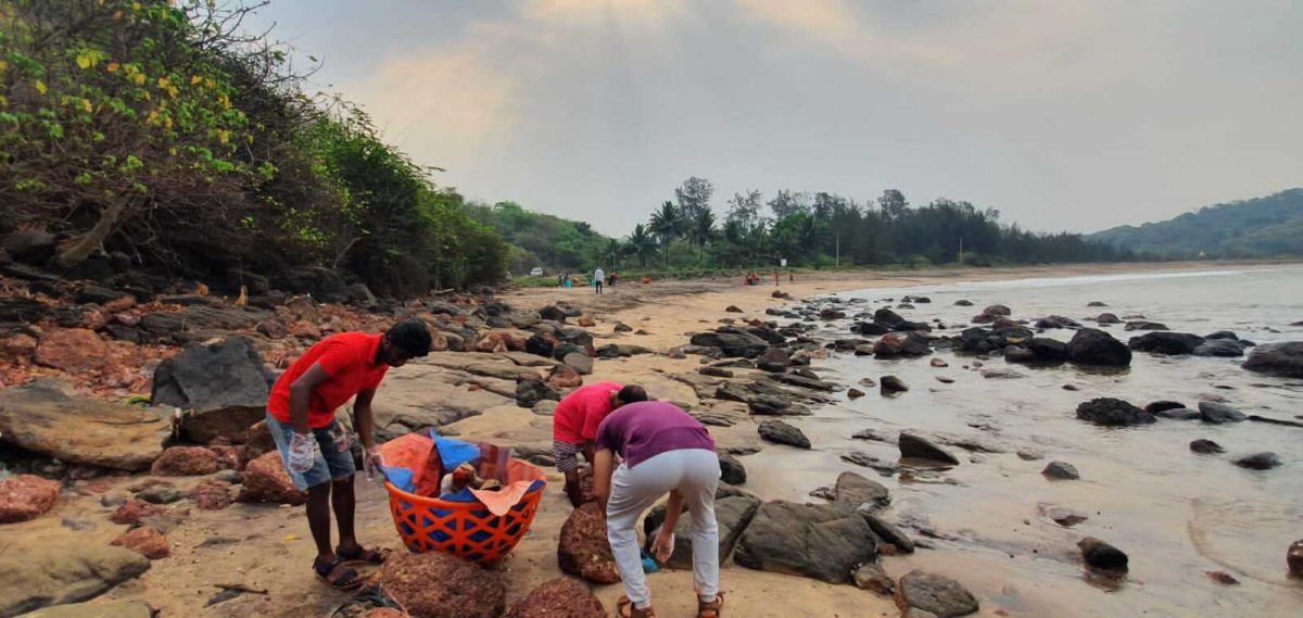 Gaaj Team Conducts a Successful Beach Clean up at Palshet beach - Gaaj ...